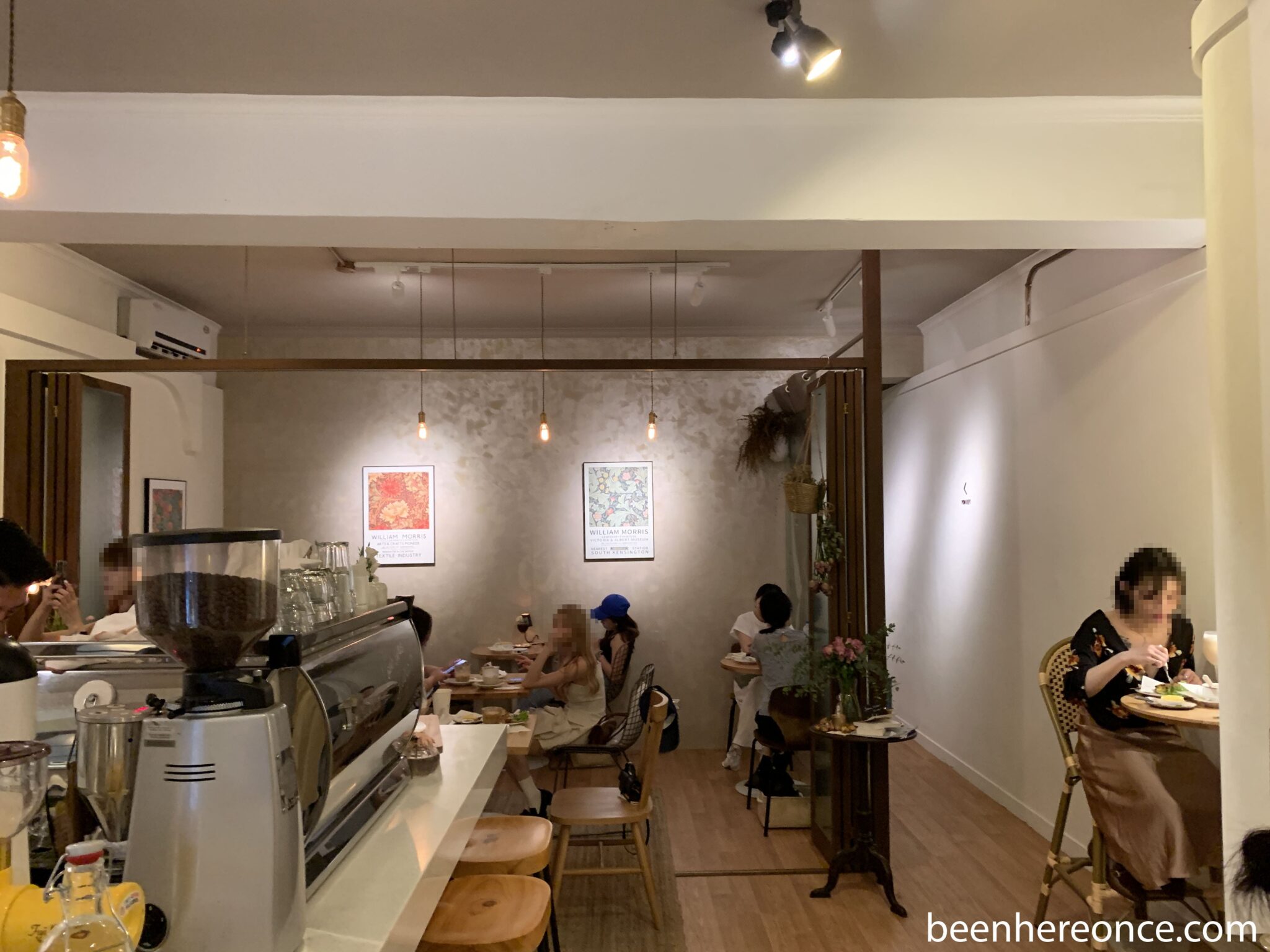 Cafe Insomnie คาเฟ่ในไทเป สไตล์ยุโรป